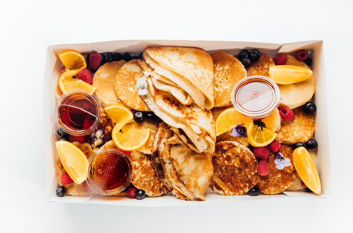 Plateau de crêpes ludiques à l'érable | Prêt à Table