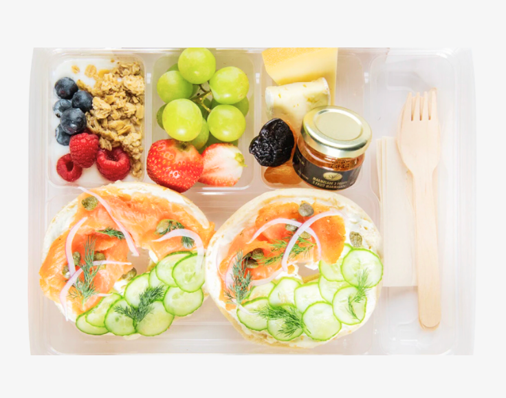 Montreal smoked salmon breakfast boxes | Prêt à Table